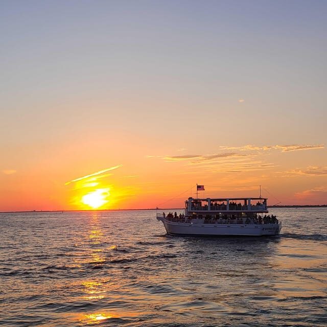 Destin: Sunset Dolphin Cruise - Who Will Love This Tour?