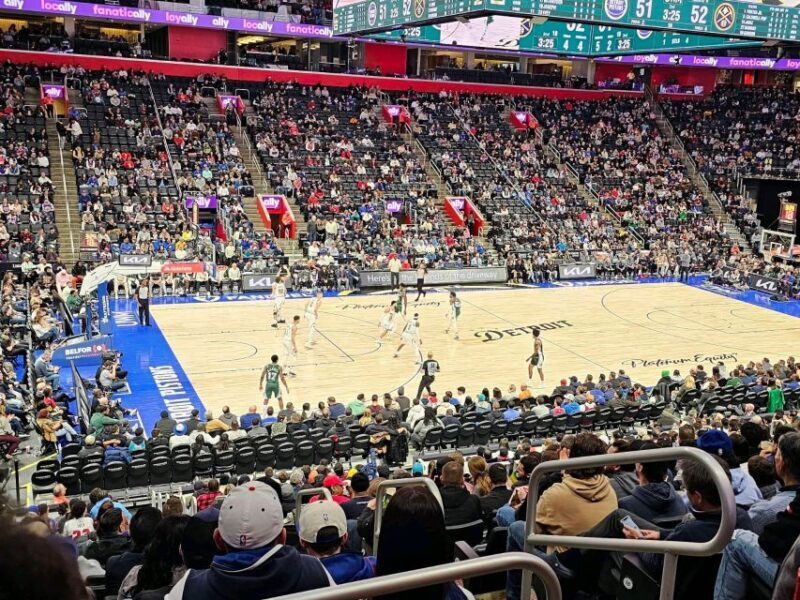 Detroit: Detroit Pistons Basketball Game Ticket - Why This Experience Offers Good Value