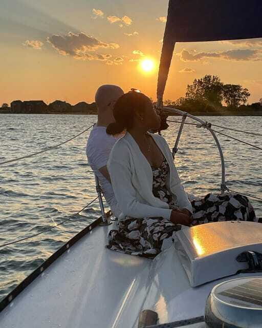 Detroit: Lake St. Clair Boat Cruise with Choice of Vessel - Practical Details and Considerations
