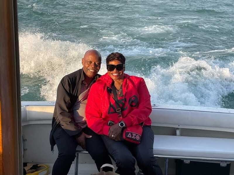 Detroit: Lake St. Clair Boat Cruise with Choice of Vessel - Overall Value