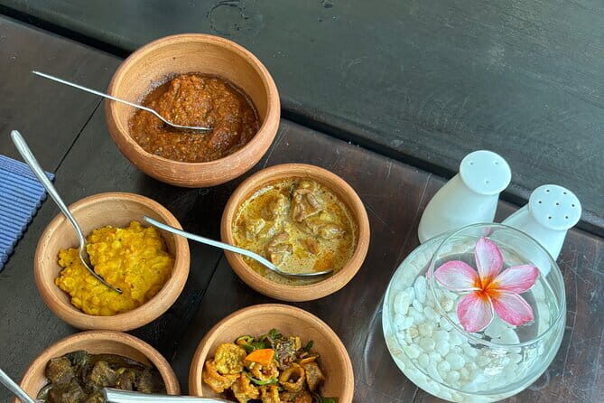 Devi's PRIVATE FOOD (Traditional & Fusion) TOUR in Galle Fort - Is This Tour Right for You?