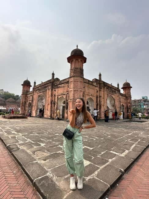 Dhaka: Dhaka City Tour - Exploring Dhaka on Foot and by Rickshaw
