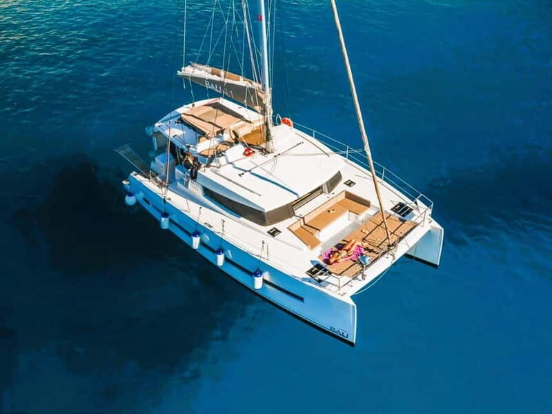 Dia Island Catamaran  Premium Lunch, Open Bar, Small Group - Setting Sail from Heraklion: What to Expect