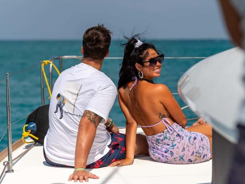 Dia Island Catamaran  Premium Lunch, Open Bar, Small Group - Why Choose This Tour?