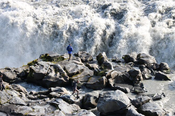 Diamond Circle, Waterfalls and Amazing Landscapes from Akureyri - Navigating the Logistics: Value, Comfort, and Practical Tips