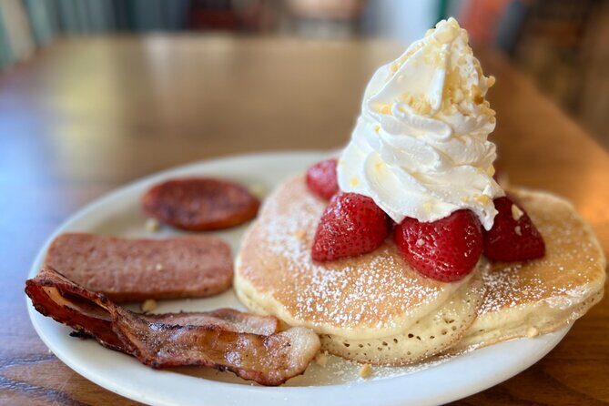 Diamond Head Hiking + Eggs'n Things Breakfast - What We Like About This Tour