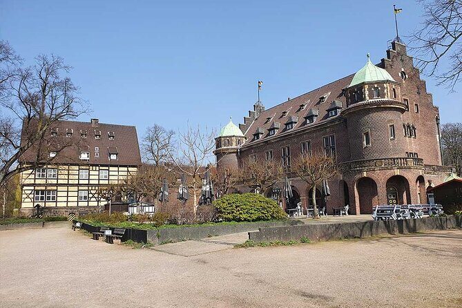 Digital scavenger hunt around Wittringen Castle in Gladbeck - How the Experience Compares