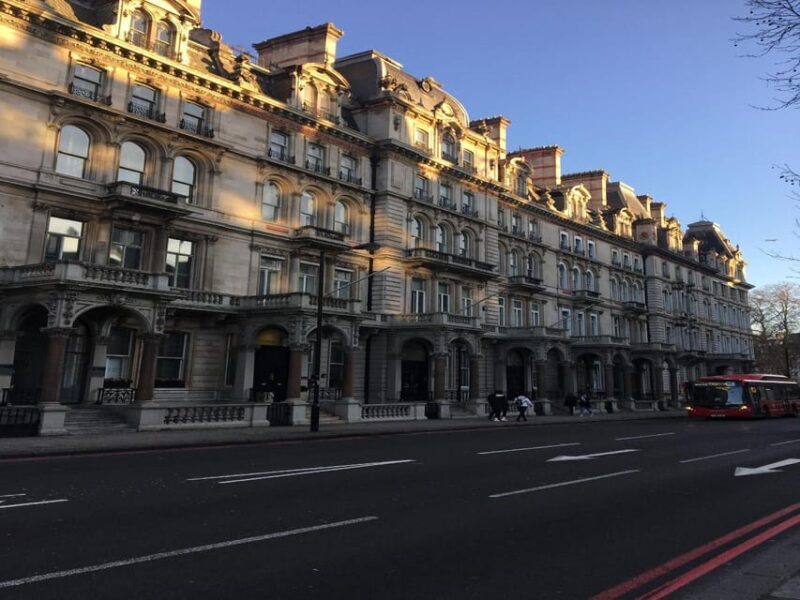 Dijon: Capture the most Photogenic Spots with a Local - FAQ