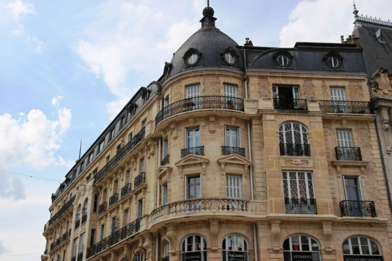 Dijon Private Guided Walking Tour - Key Points