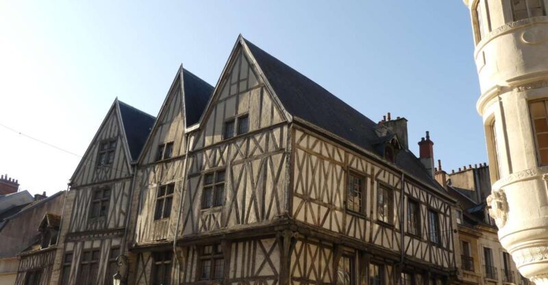 Dijon: Private Walking Tour  Discover History & Heritage - Practical Details