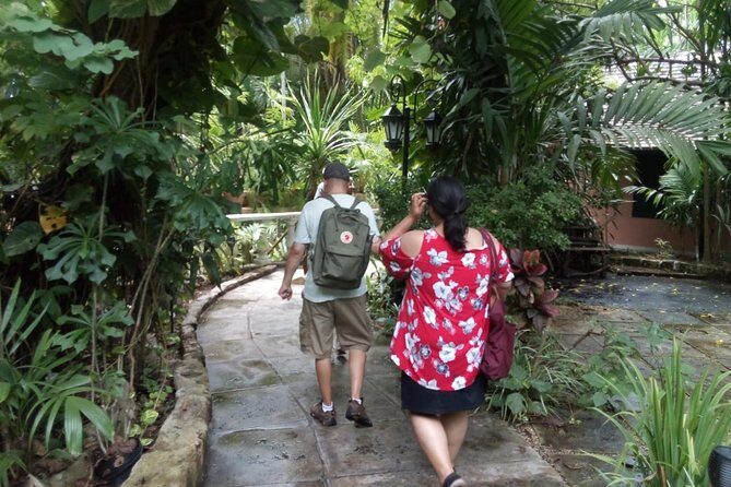 Dilly Dally Walking Tour of Nassau Attractions - A Step-by-Step Look at the Itinerary