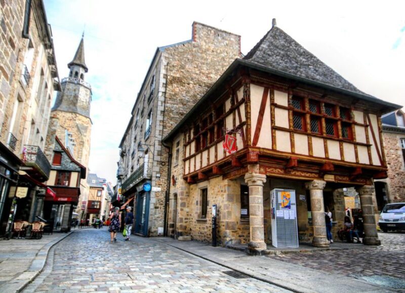 Dinan: Private Guided Walking Tour - FAQs