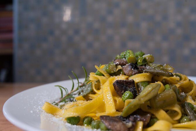 Dine & Enjoy a Cooking Demo at Local's Home in Pisa - A Closer Look at the Pisa Cooking Experience