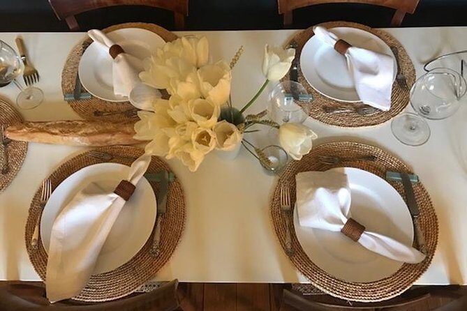 Dine With a Bordeaux Local in a Chartrons / Jardin Public Home - What to Expect: An Evening of Food, Wine, and Conversation