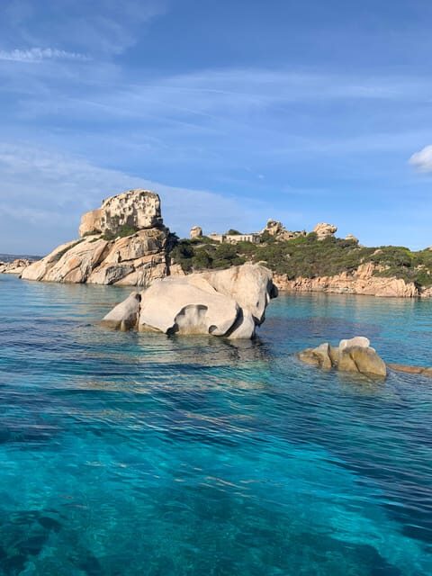 Dinghy rental: La Maddalena Archipelago - What to Expect on the Day