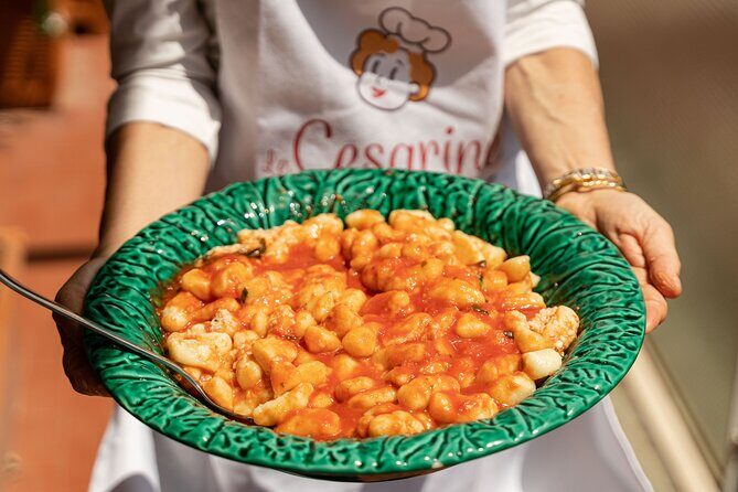 Dining Experience at a local's Home in Catanzaro with Show Cooking - Key Points