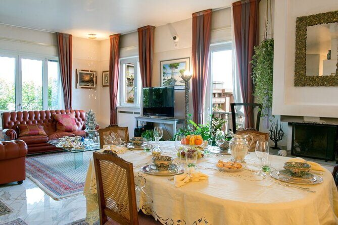 Dining Experience at a local's Home in Martina Franca with Show Cooking - Key Points