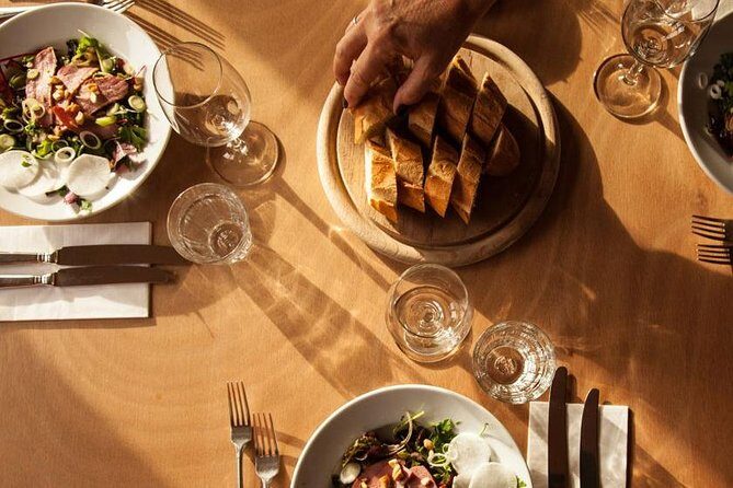 Dining With The Dutch: Enjoy A Delicious 4-Course Family Meal - What to Expect in Practical Terms