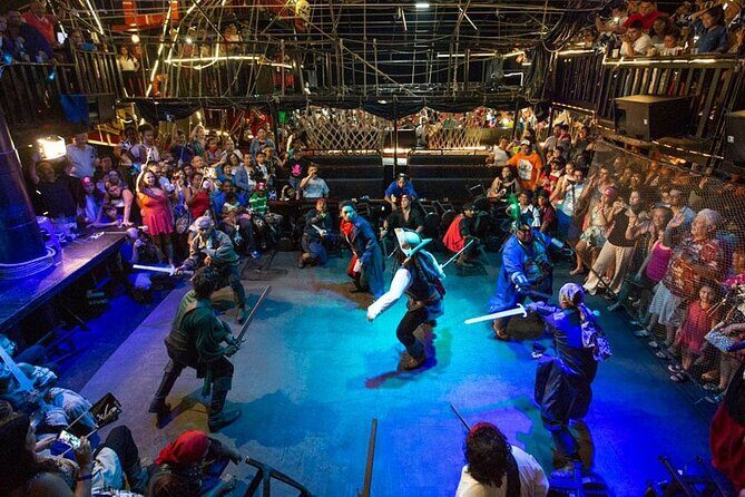 Dinner and show pirate night Hook in Cancun - What to Expect on the Pirate Night Tour