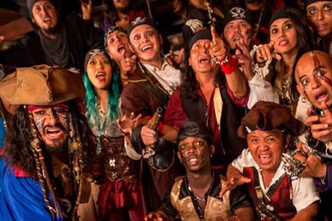 Dinner and show pirate night Hook in Cancun - Authentic Feedback and Perspectives