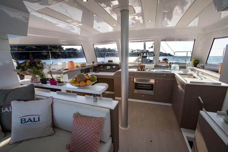 Dinner and sunset swim on a catamaran in Palermo - FAQs