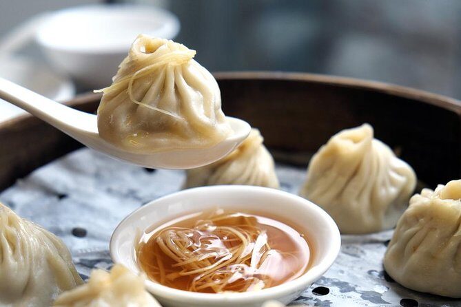 Dinner at Din Tai Fung with Luxury Chinese Massage Treatment - Key Points