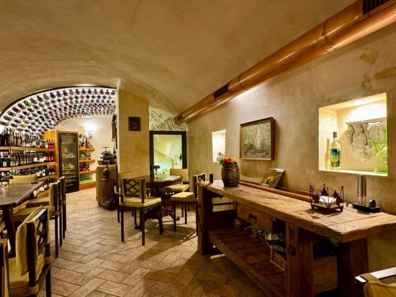 Dinner Food Tasting with Wine Pairing Experience Trastevere - Summary of Authenticity and Experience