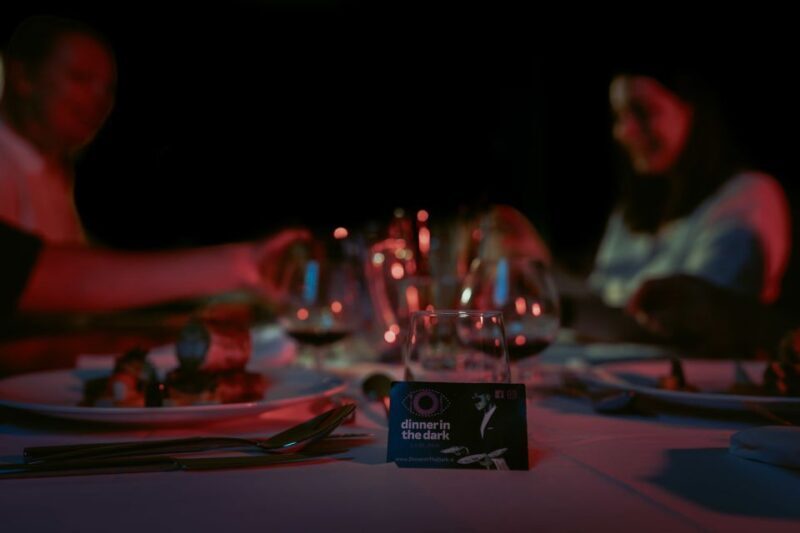 Dinner in the Dark - An In-Depth Look at the Dinner in the Dark Experience