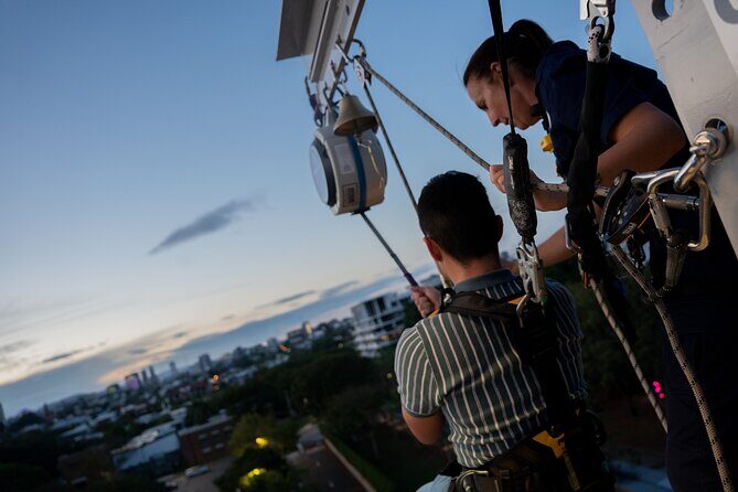 Dinner on the Edge with Vertigo Brisbane - A Closer Look at the Experience