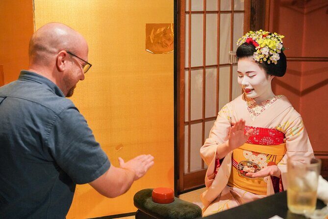 Dinner with Maiko in a Traditional Kyoto Style Restaurant Tour - Exploring Kyoto’s Gion: Walking Through History