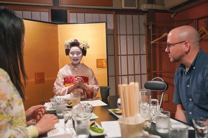 Dinner with Maiko in a Traditional Kyoto Style Restaurant Tour - Evening Stroll: Soft Lights and Tranquility