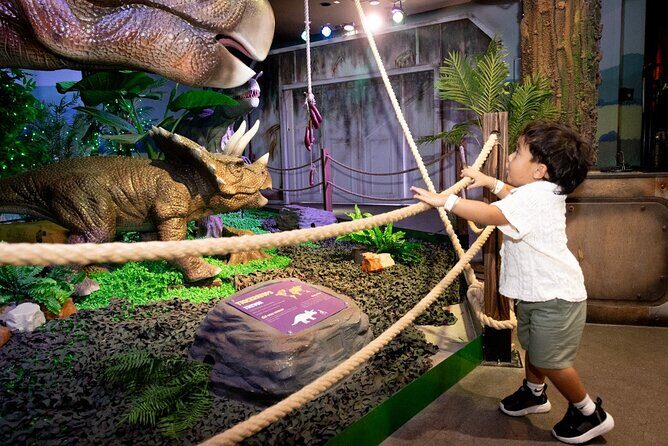 Dinosaur Outpost at Town Square in Las Vegas - An In-Depth Look at the Dinosaur Outpost Experience