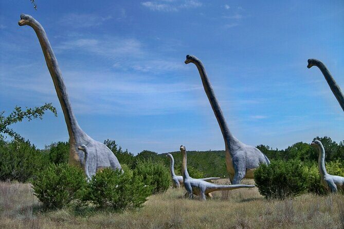 Dinosaur World Glen Rose - The Dinosaur Display: Up Close and Personal
