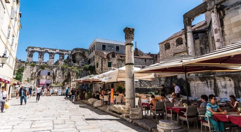 Diocletian's Palace and Old Town Small Group Walking Tour - An In-Depth Look at the Tour Experience