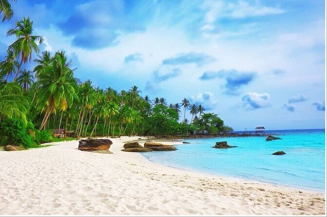 Discover 2 Islands of Phu Quoc by boat - Key Points