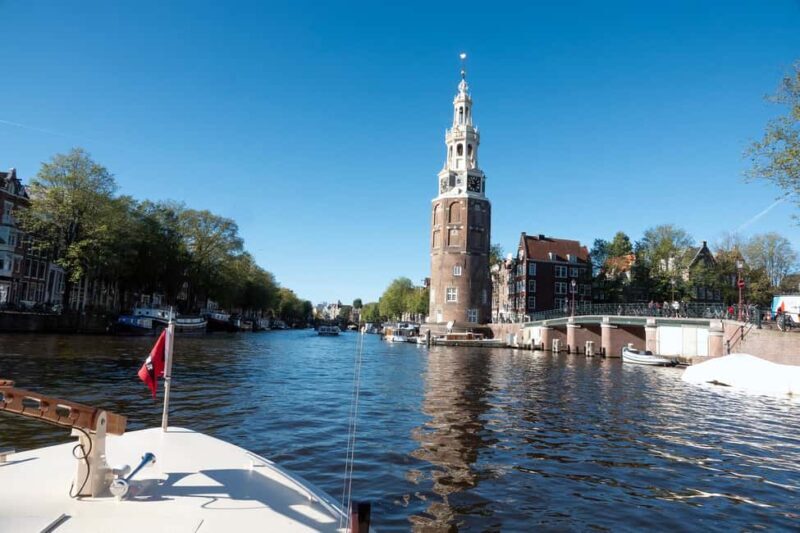 Discover Amsterdam: 75-Minute Luxury Cruise with Commentary - Key Points