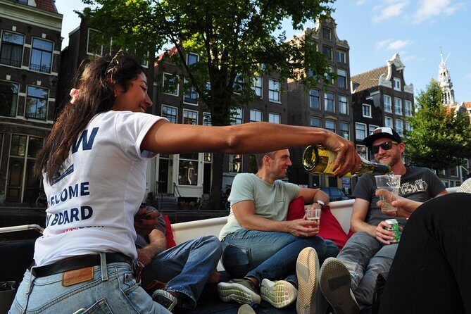 Discover Amsterdam's Canals: Relaxing Open Boat Cruise Adventure! - An Engaging Introduction to Amsterdam’s Canals