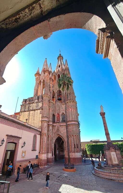 Discover and Explore San Miguel de Allende - What To Expect and Practical Considerations