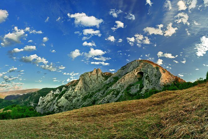 Discover Apuseni Mountains - Scarita Summit,Sipote Waterfall and Dumesti Village - Key Points