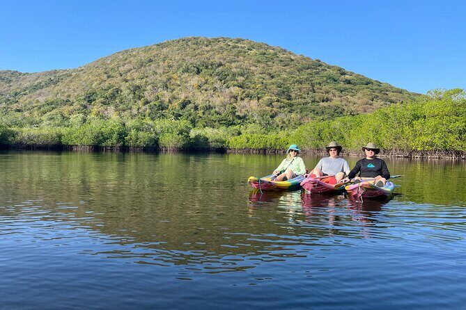 Discover Barra de Potosí - Exploring the Lagoon de Potosí: A Birdwatchers Dream
