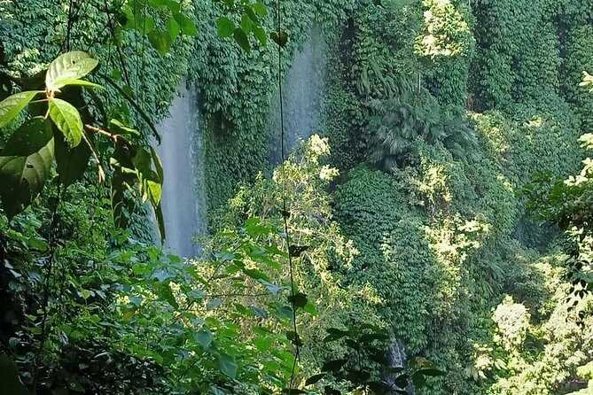 Discover Benang Stokel Waterfall - Key Points