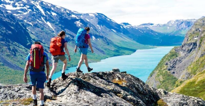 Discover Besseggen: An inspiring 2-Day Adventure - Authenticity and Experience Quality
