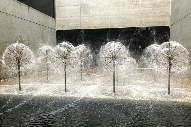 Discover Brisbane - Cultural - Exploring the Brisbane "Discover" Self-Guided Trail