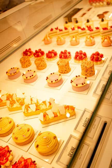 Discover Budapest: Coffee and Photo Guided Tour - Discover Budapest: Coffee and Photo Guided Tour