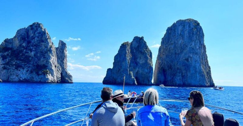 Discover Capri's Hidden Gems: Group Tour Boat Experience - Key Points