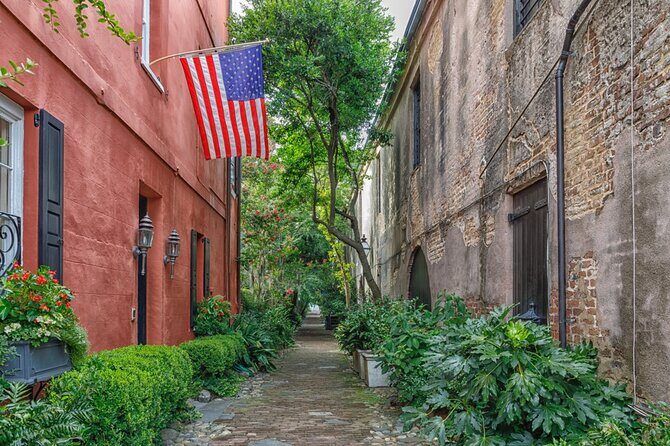 Discover Charleston! (Small Group Walking Tour - Max 10 Guests) - Who Should Take This Tour?