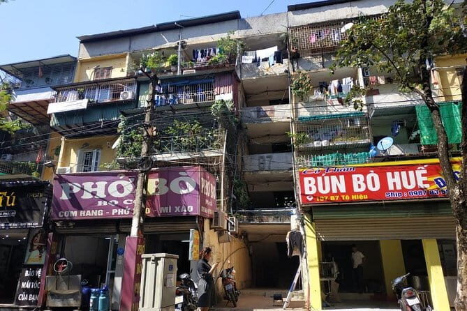 Discover ethnic identity diversity - What to Expect from the Experience