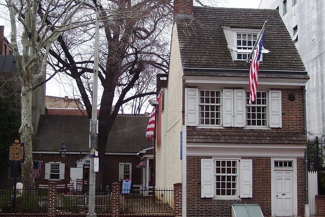 Discover Fantastic Philadelphia: Self-Guided Audio Tour - Key Points
