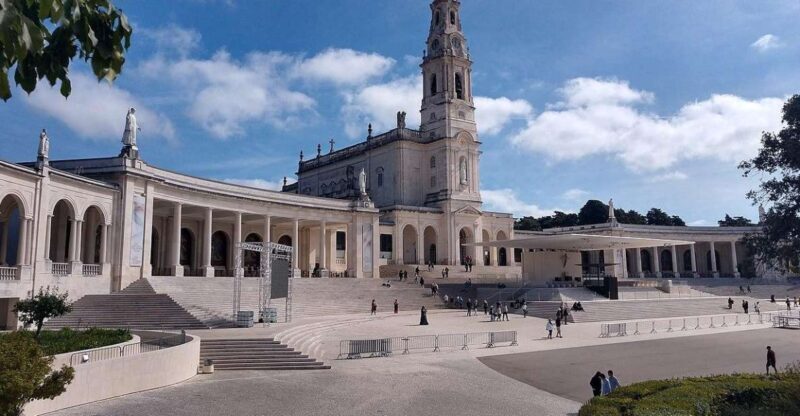 Discover Fátima, Nazaré, and Óbidos: Full Day Tour - What’s in Store on This Full-Day Adventure?