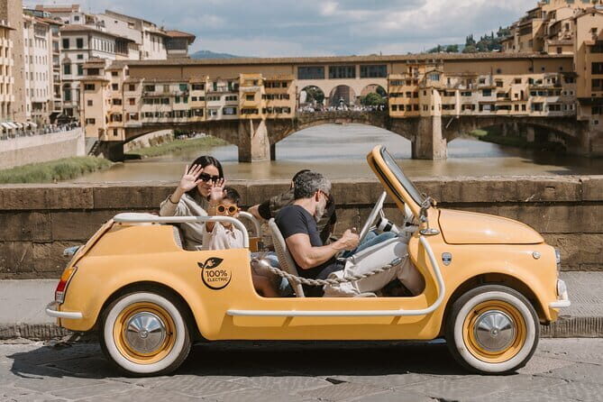 Discover Florence city center on e-cabriot fiat 500 - An In-Depth Look at the Florence Electric Fiat 500 Tour